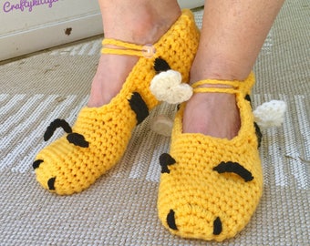 Bee slippers | Etsy