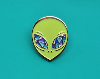 Alien pin | Etsy