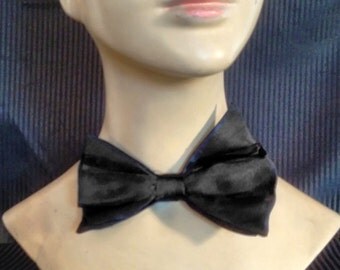 Lolita bow tie | Etsy