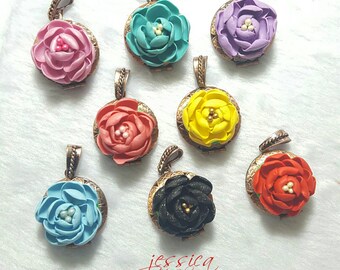 Mother And Daughter Matching Lockets Vintage Lockets With