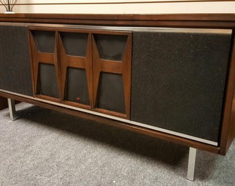 Stereo cabinet | Etsy