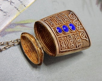 Secret compartment necklace | Etsy