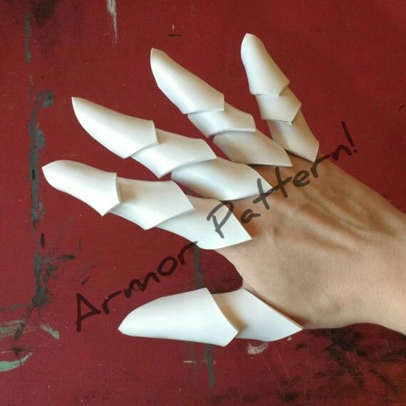 PATTERN Segmented Finger Armor