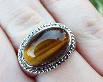 Large signet ring | Etsy