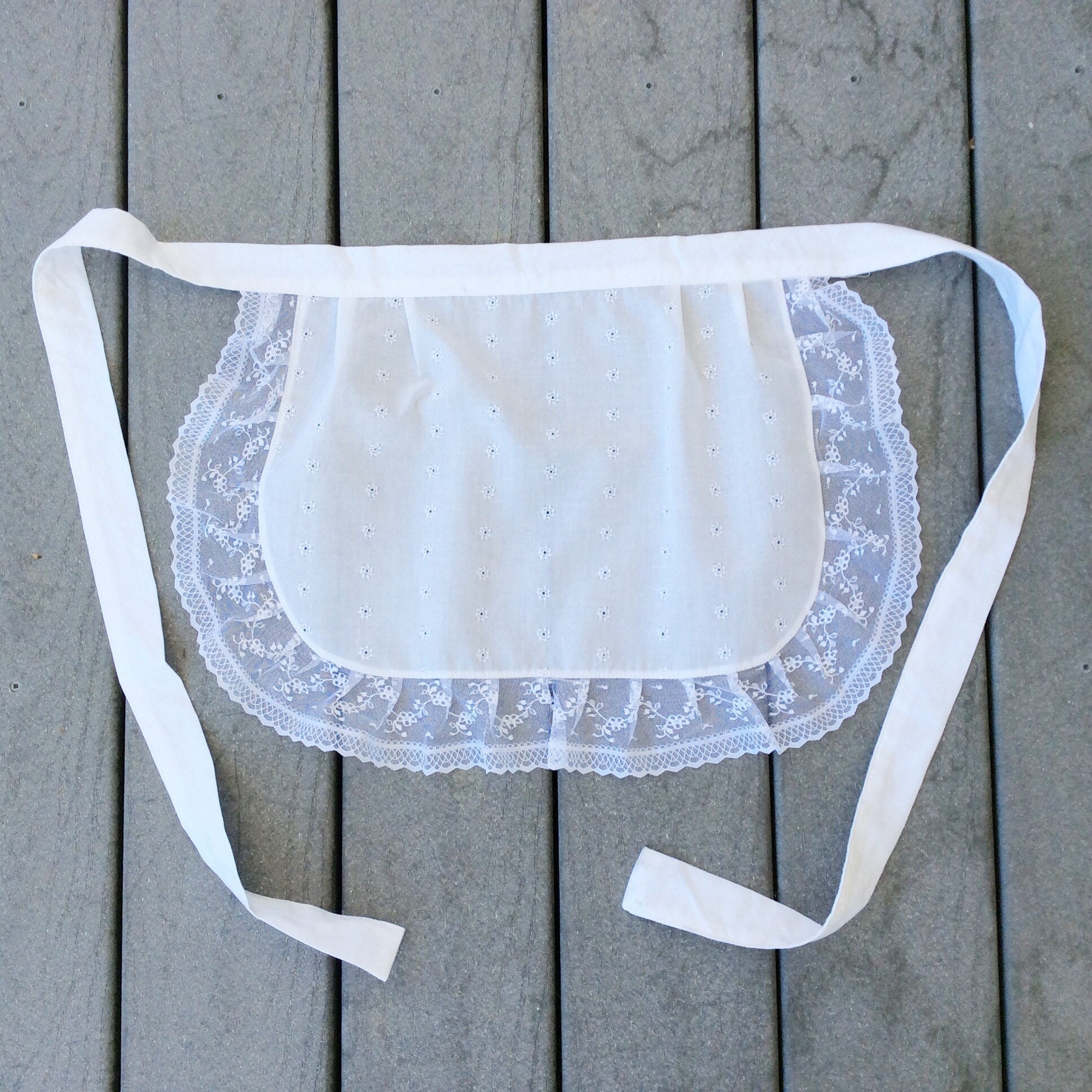 Small White Apron Eyelet Fabric Apron Lace Ruffles Pretty