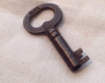 Steamer trunk keys | Etsy