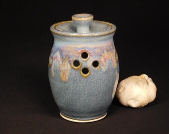 Ceramic garlic | Etsy