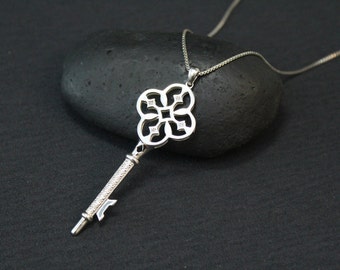 Vintage style gorgeous mini key necklace S2116