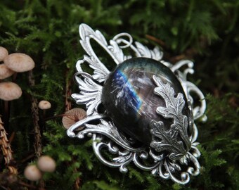 Gothic locket | Etsy