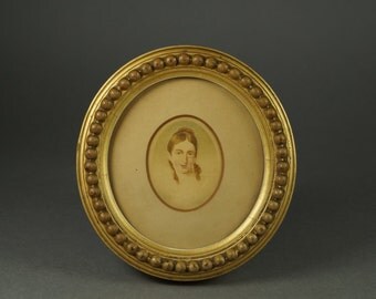 Oval portrait | Etsy