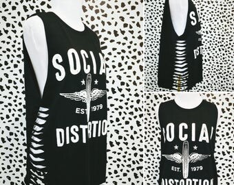 Social distortion | Etsy