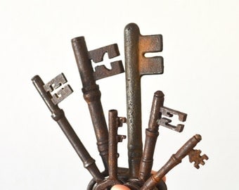 Old skeleton keys | Etsy