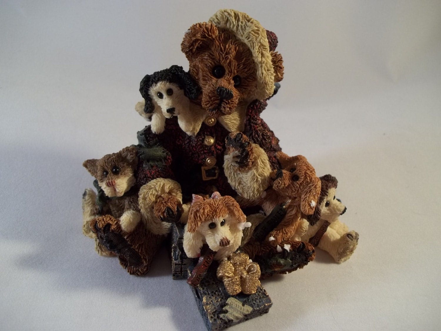 Boyds Bears & Friends 1996 Kringle and Company Style 2283