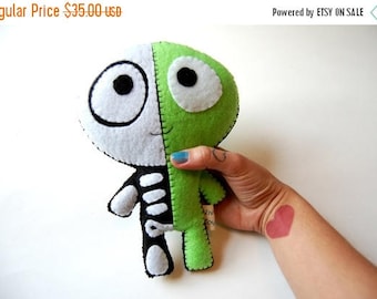 Skeleton plush | Etsy