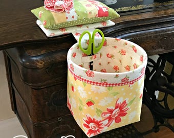 Original Design Thread Catchers Sewing Related by CurryBungalow