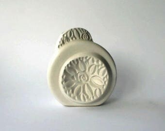 White ceramic vase | Etsy