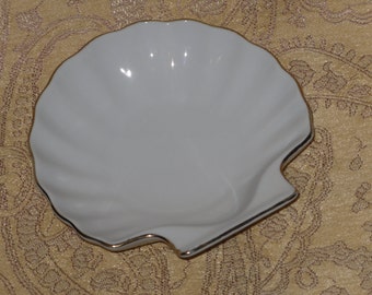 Shell soap dish | Etsy