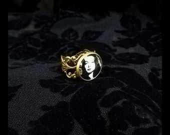 Addams family | Etsy