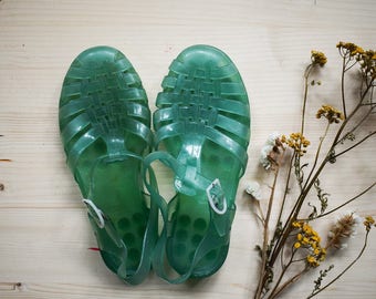 Green sandals | Etsy