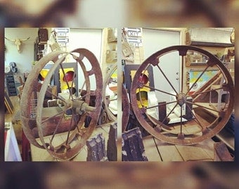 Iron wagon wheel | Etsy