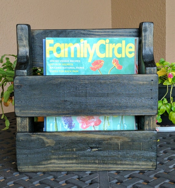 Diy Rustic Magazine Rack