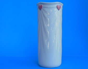 White ceramic vase | Etsy