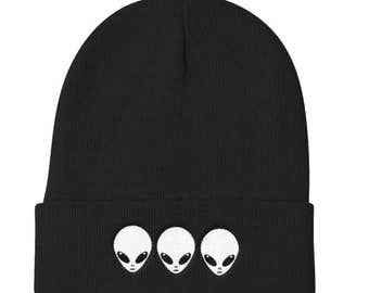 Alien beanie | Etsy