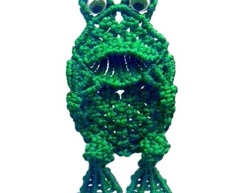 Macrame frog | Etsy