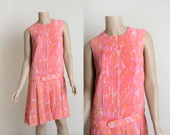 Zwzzy Vintage Clothing Get Cute by zwzzy on Etsy