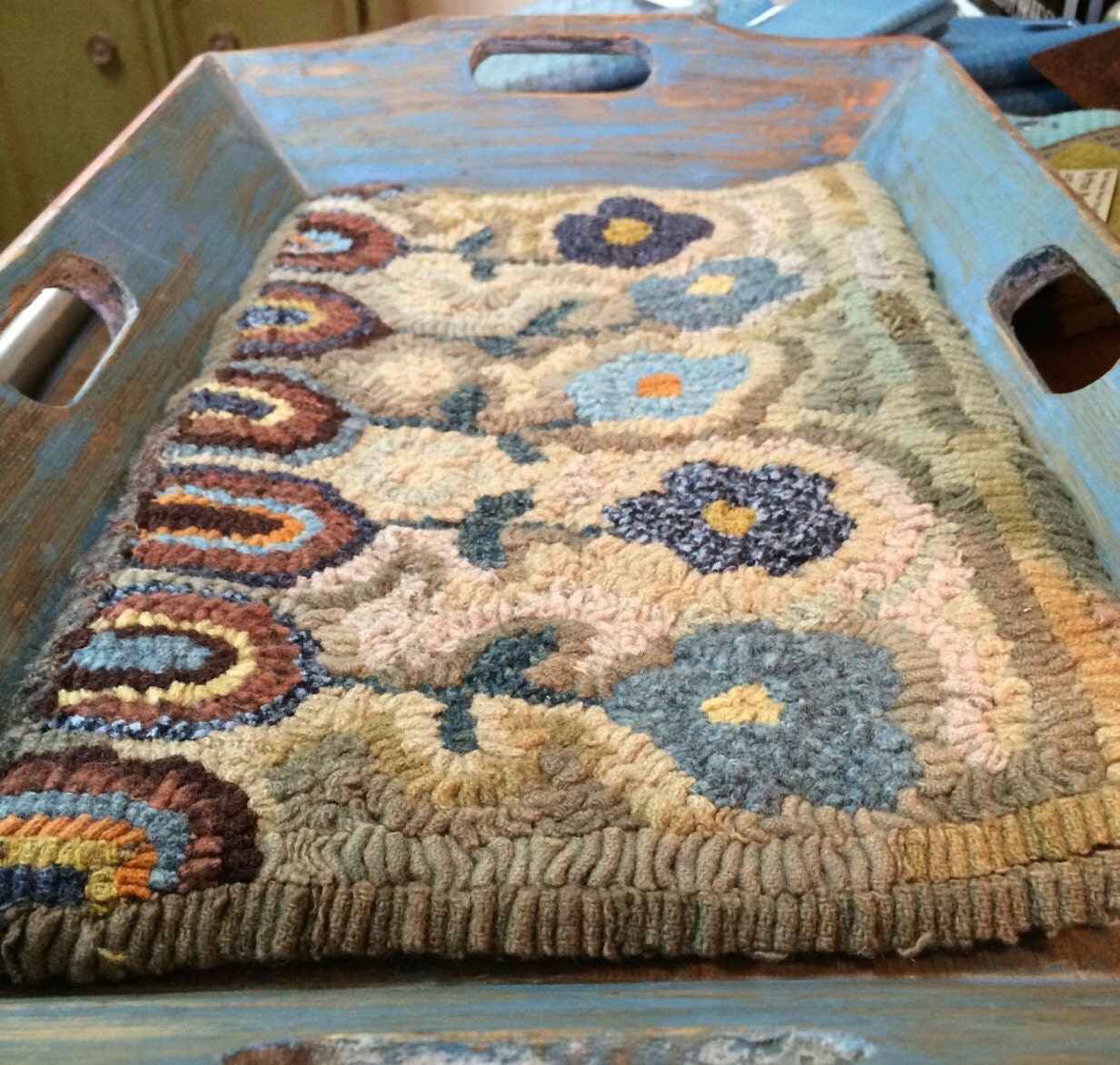 Flowers and Tongues Primitive Rug Hooking Paper Patterndesign