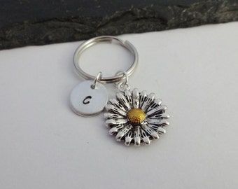 Daisy keychain | Etsy