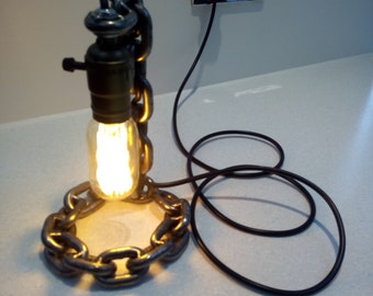 Items similar to Curve - Chain Table Lamp (Industrial Rust finish) on Etsy