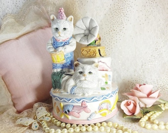 Rotating music box | Etsy