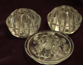 Vintage flower frog | Etsy