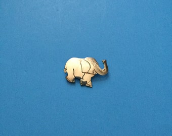 Elephant pin | Etsy
