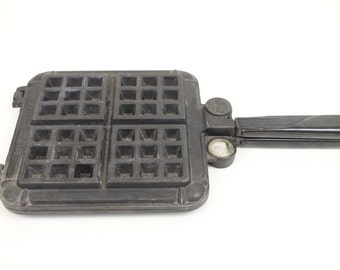 Vintage waffle maker | Etsy