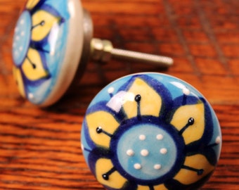 Sunflower knobs | Etsy