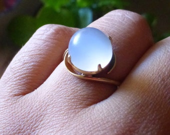 Gold moonstone ring | Etsy