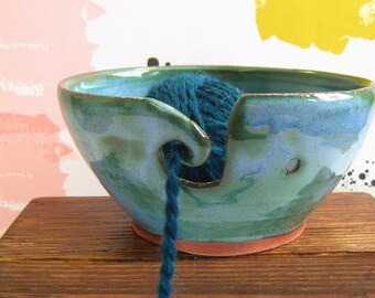 Ceramic yarn bowl | Etsy
