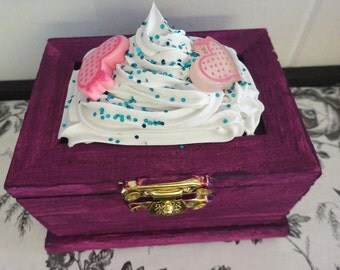 Pink treasure chest | Etsy