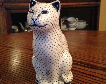 Painted ceramic cat | Etsy