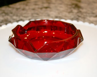 Red glass ashtray | Etsy