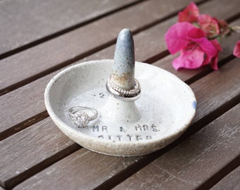 Ceramic ring holder | Etsy