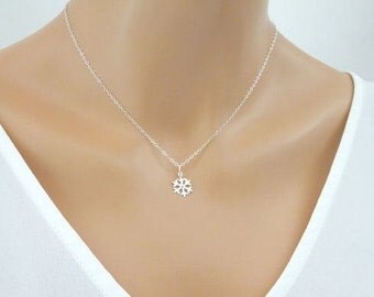 Snowflake necklace | Etsy