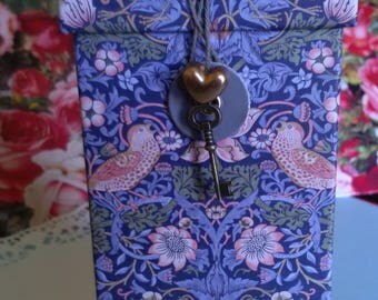 Valentine gift box | Etsy