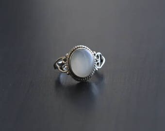 Moonstone ring | Etsy