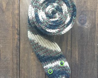 Knit your own slinky snake pdf knitting pattern