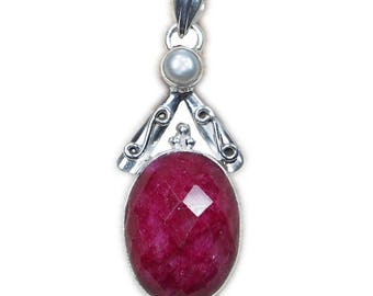 Natural ruby pendant | Etsy
