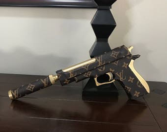 Louis Vuitton Gun Stencil | semashow.com