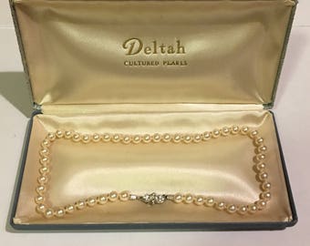 Deltah pearls | Etsy